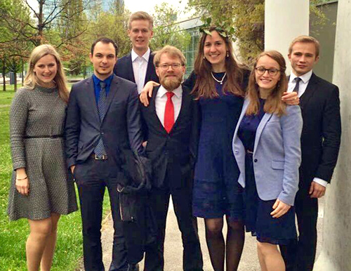 Jura-Studierende: Erfolg bei internationalem Wettbewerb - Fakultät für ...